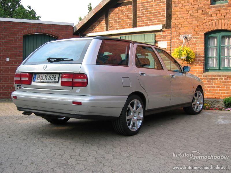 Lancia Kappa technical specifications and fuel economy